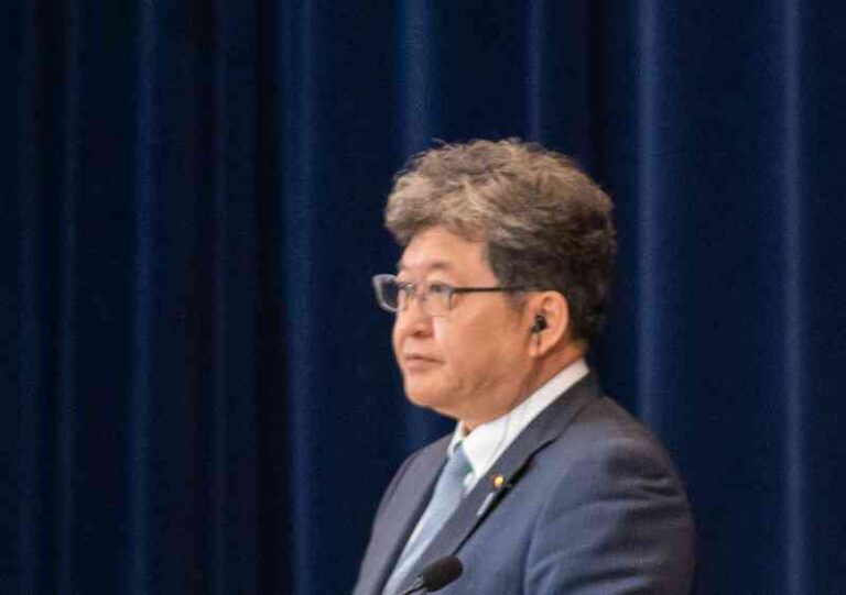 深田萠絵vs萩生田光一/note更新 | lyu1 dimension